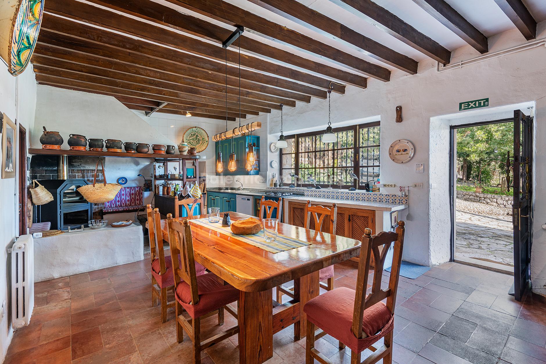 Country villa with holiday license for sale in Caimari, Central Mallorca